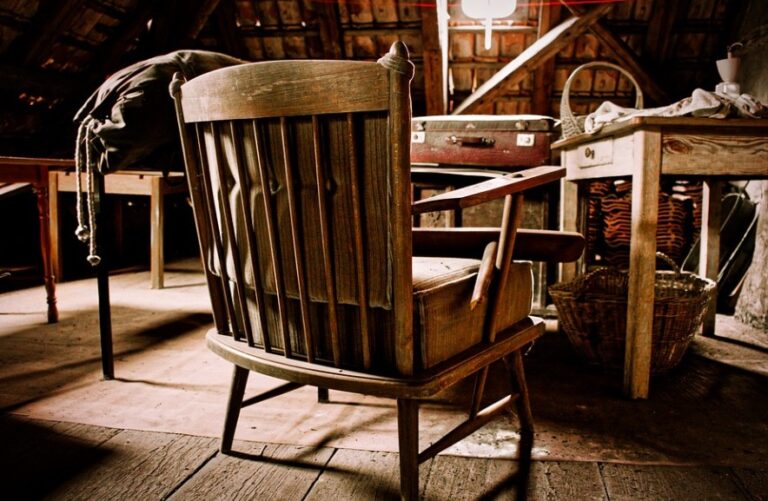 10 Attic Lighting Ideas to Transform your Space